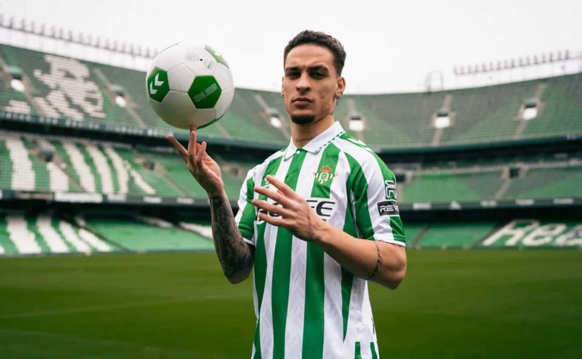 Antony, ex-United e São Paulo, brilha em estreia na Espanha: "MVP"