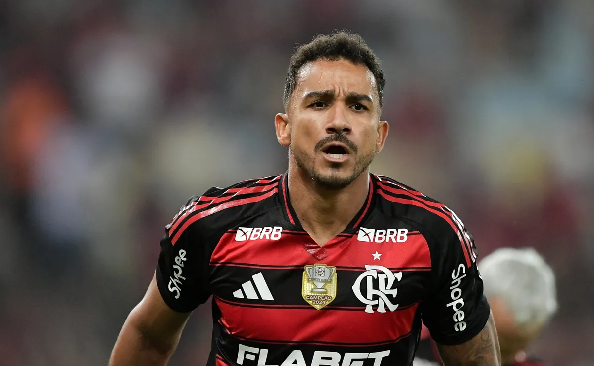 Danilo destaca liderança no Flamengo e fala sobre responsabilidade diária