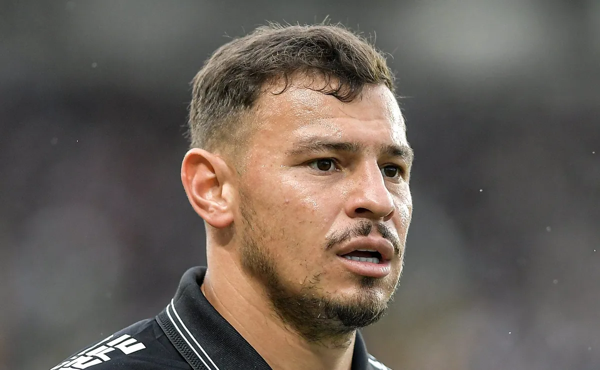 Hugo Moura não seguirá no Vasco e deve ser negociado em 2026
