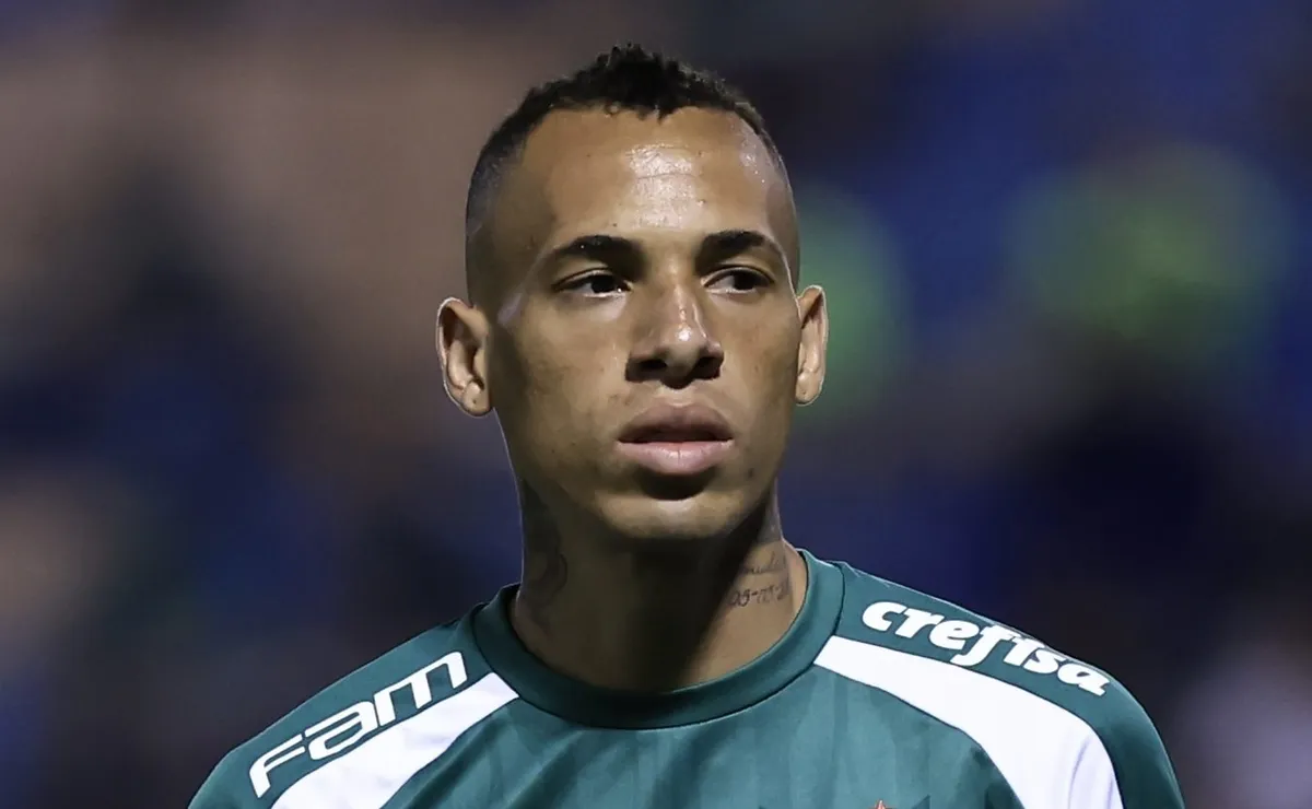 Breno Lopes é avaliado por Seabra após estreia pelo Coritiba