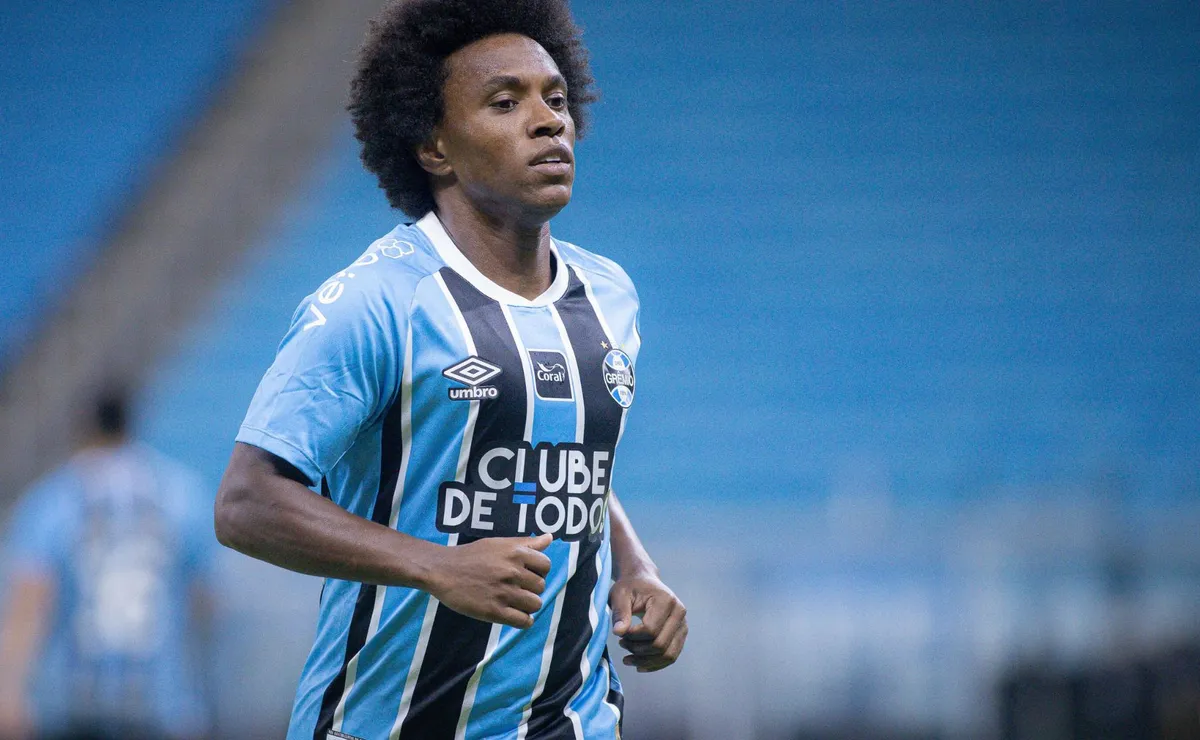 Willian está incomodado com a reserva e agita bastidores do Grêmio