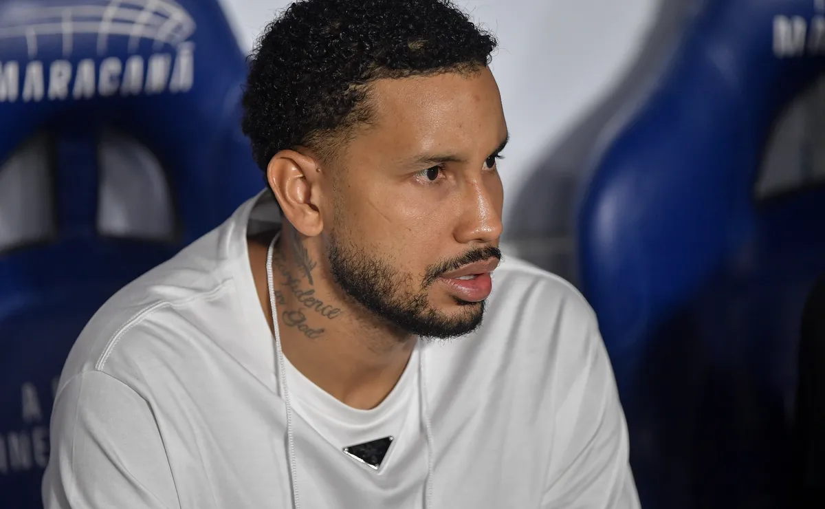 Jair tem situação atualizada por chefe do DM Vasco, Gustavo Caldeira