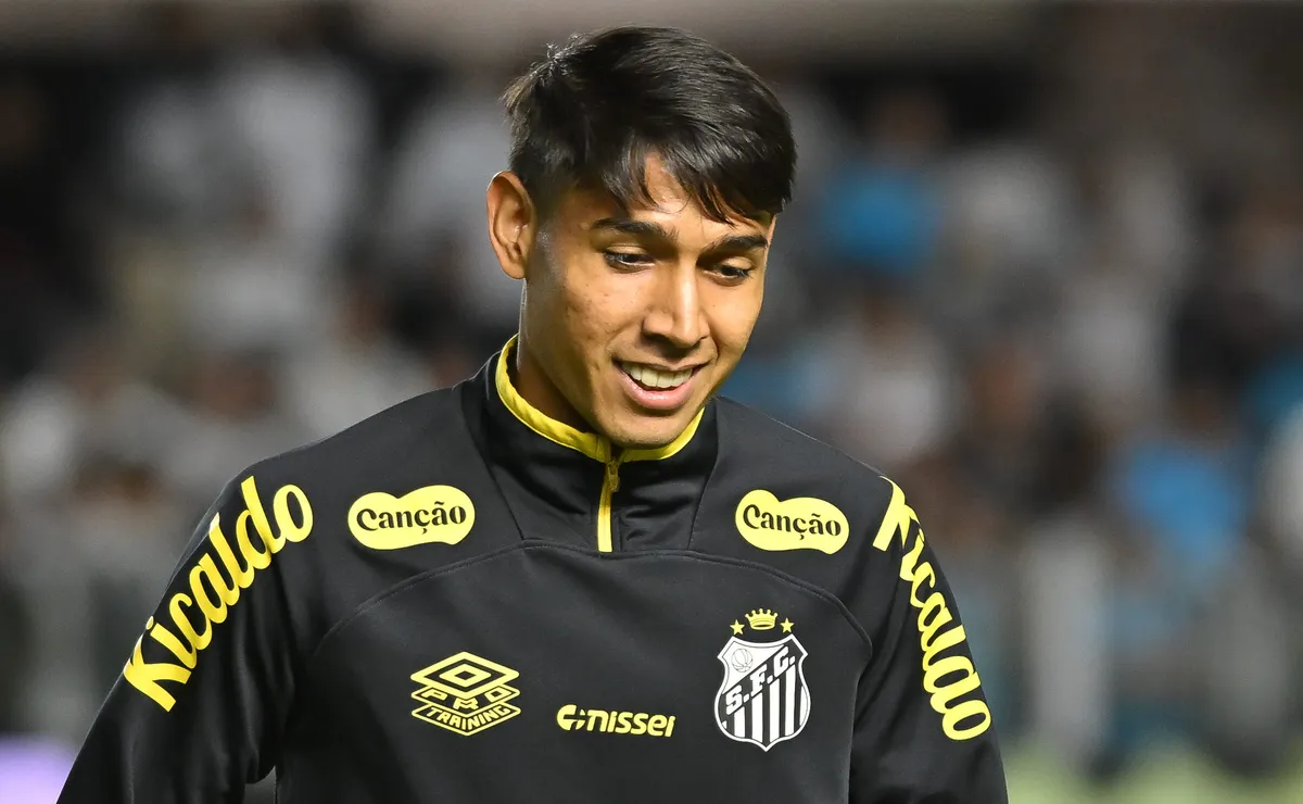 Santos avalia empréstimo de Alexis Duarte ao Inter Miami, de Lionel Messi