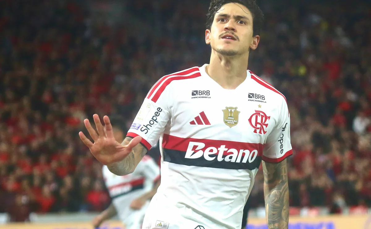Pedro marca no fim contra o Athletico-PR e garante empate do Flamengo