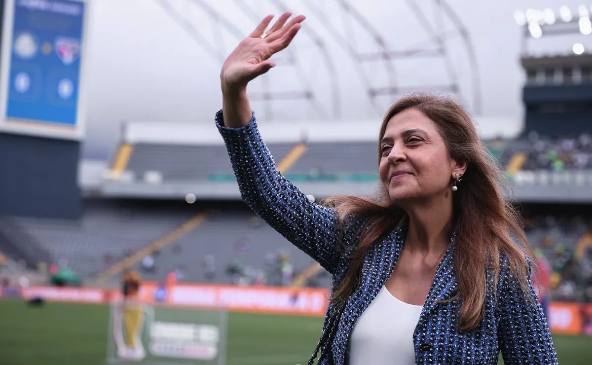 Leila Pereira volta a bancar Abel Ferreira no Palmeiras até 2027