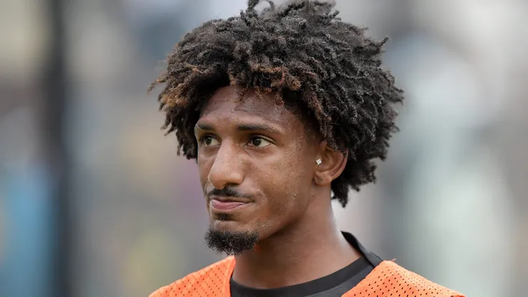 Athletico-PR tem interesse na contratação de Talles Magno, ex-Corinthians
