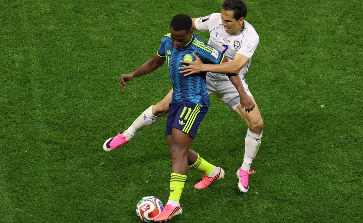 Uzbequistão x Colômbia tem grande atuação de Jhon Arias